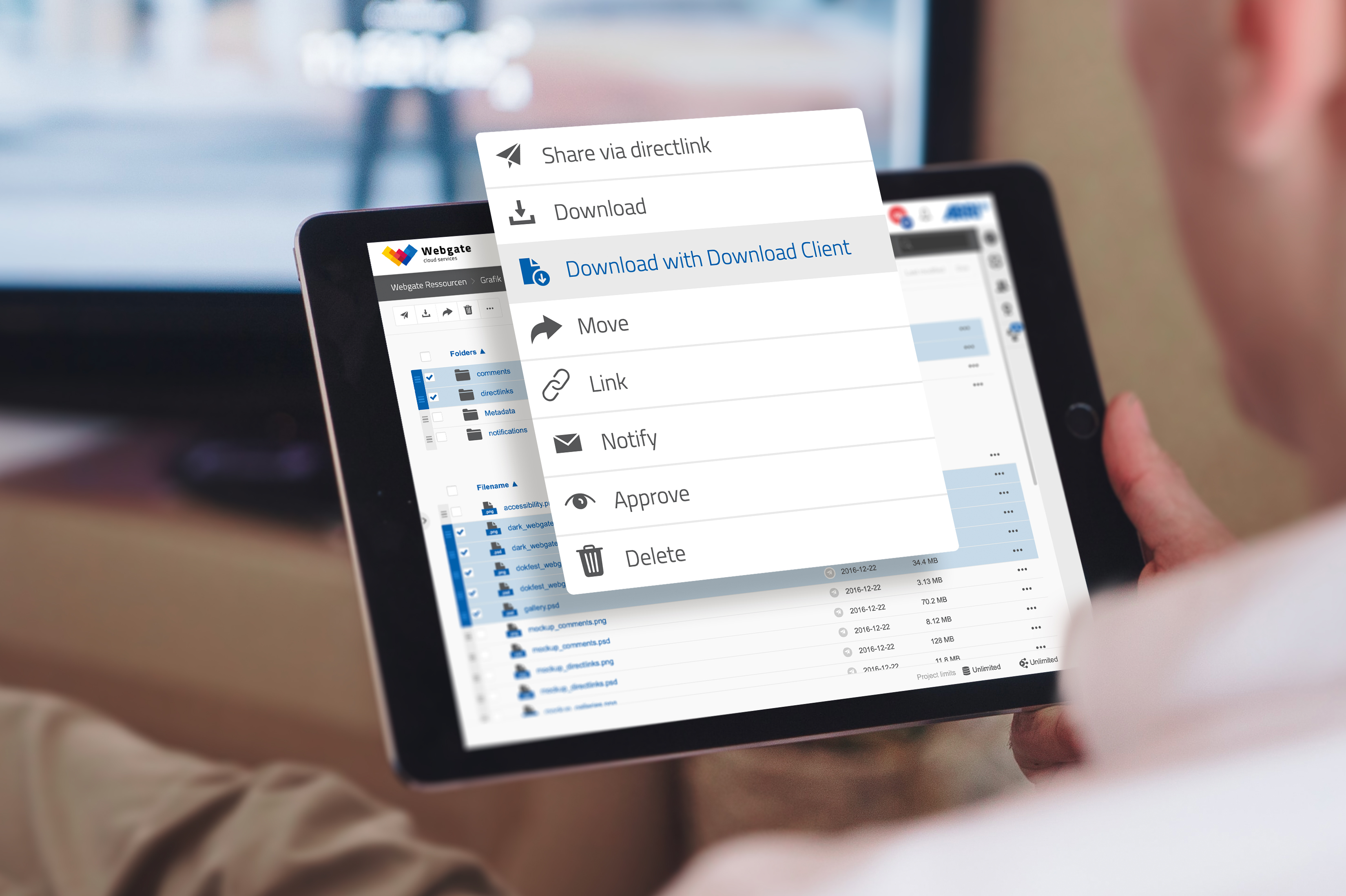 Remote controlled downloads with the Download Manager